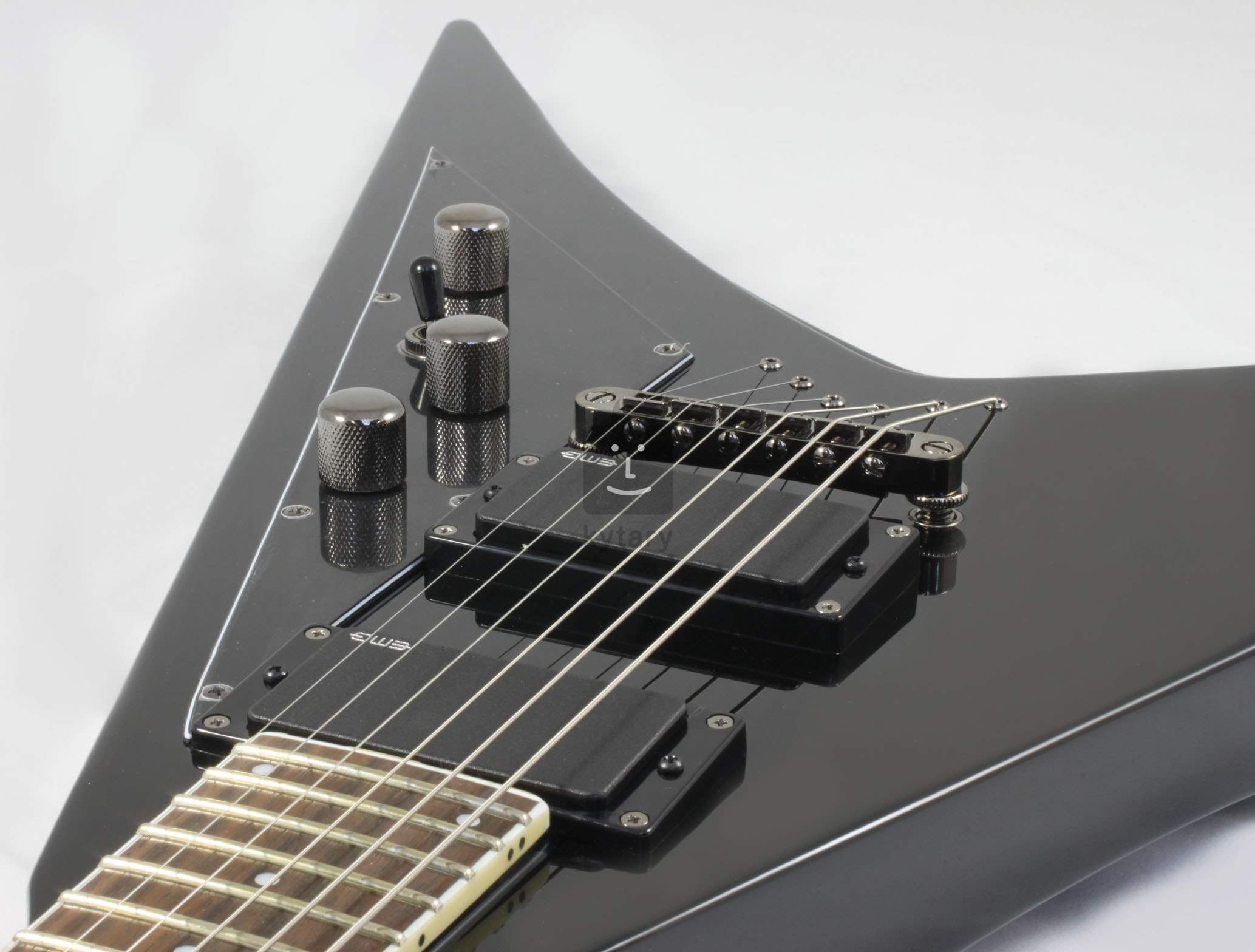 ESP LTD V-300 BK Elektrická kytara | Kytary.cz