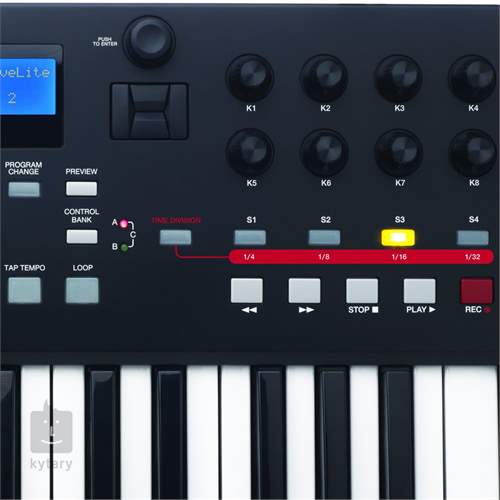 AKAI MPK 225 USB/MIDI keyboard | Kytary.fr