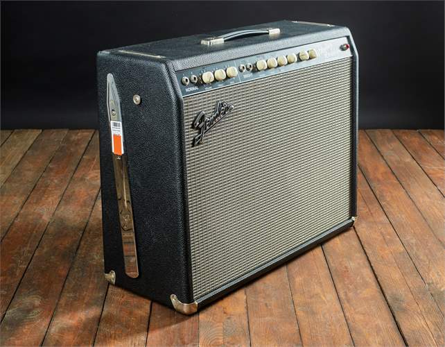 FENDER 2007 Vibrolux Reverb Custom Tube Guitar Combo | Kytary.ie